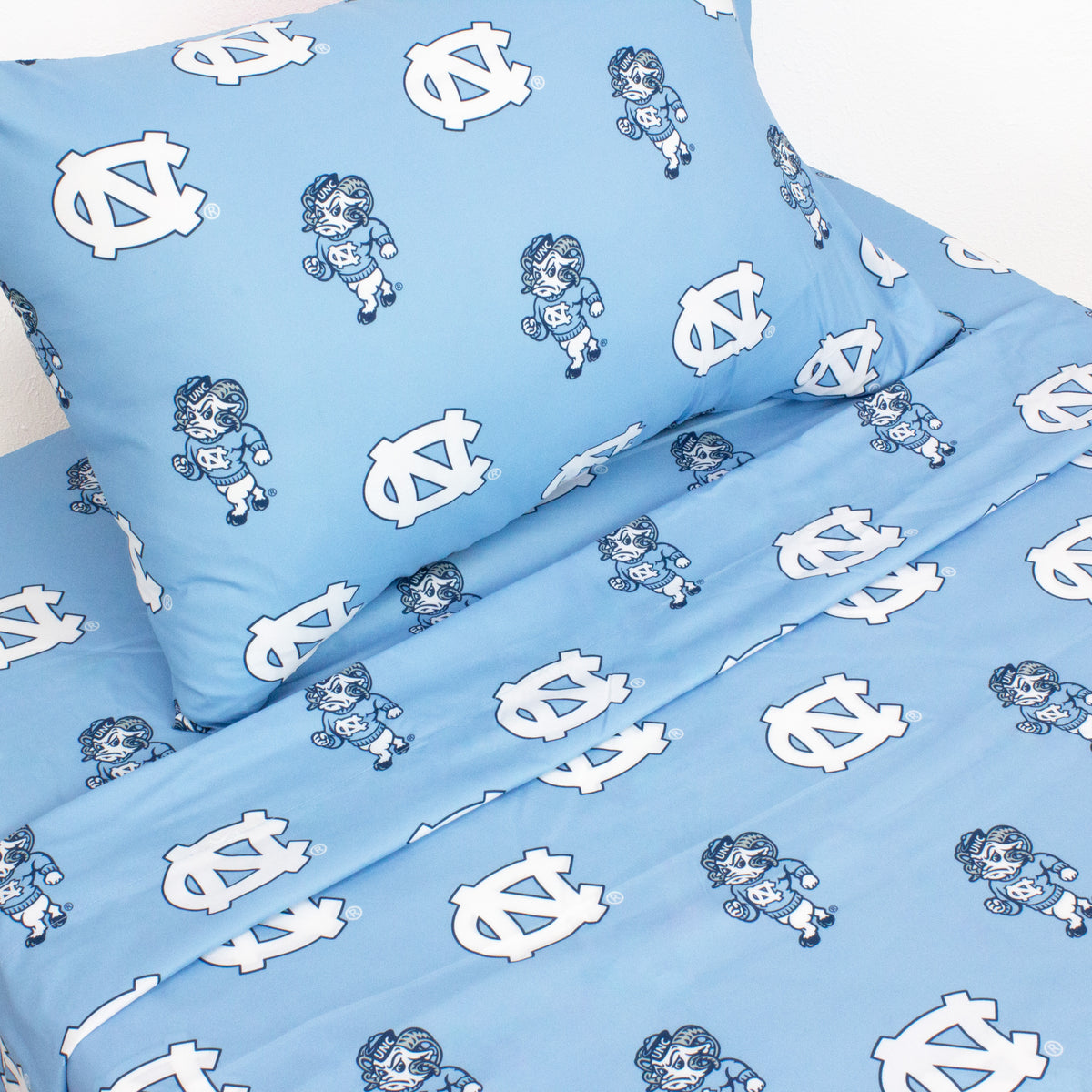 North Carolina Tar Heels Sheet Set – Everything Comfy - College Covers ...